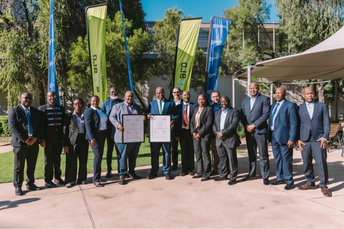 Exxaro Signs 17-Year Matla Coal Contract to Run Until 2043 | Business ...